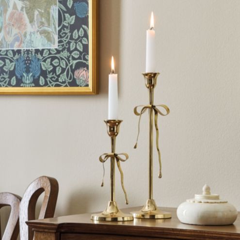 Bow Taper Candleholder with Polished Brass & Sculpted Bow Accent