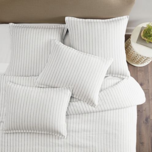 Beatrix Striped Bedding Duvet Cover